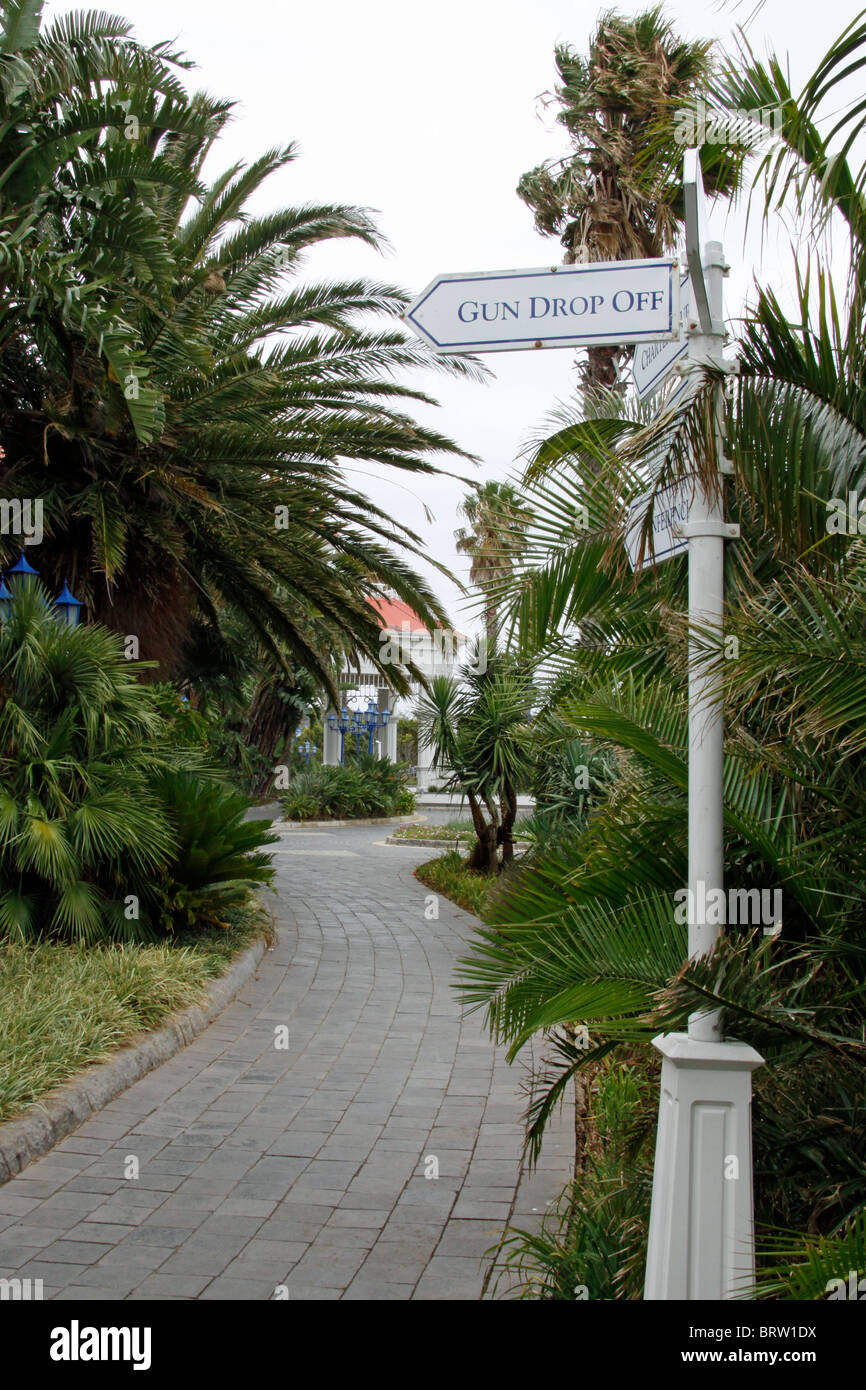 Drop off point hi-res stock photography and images - Alamy