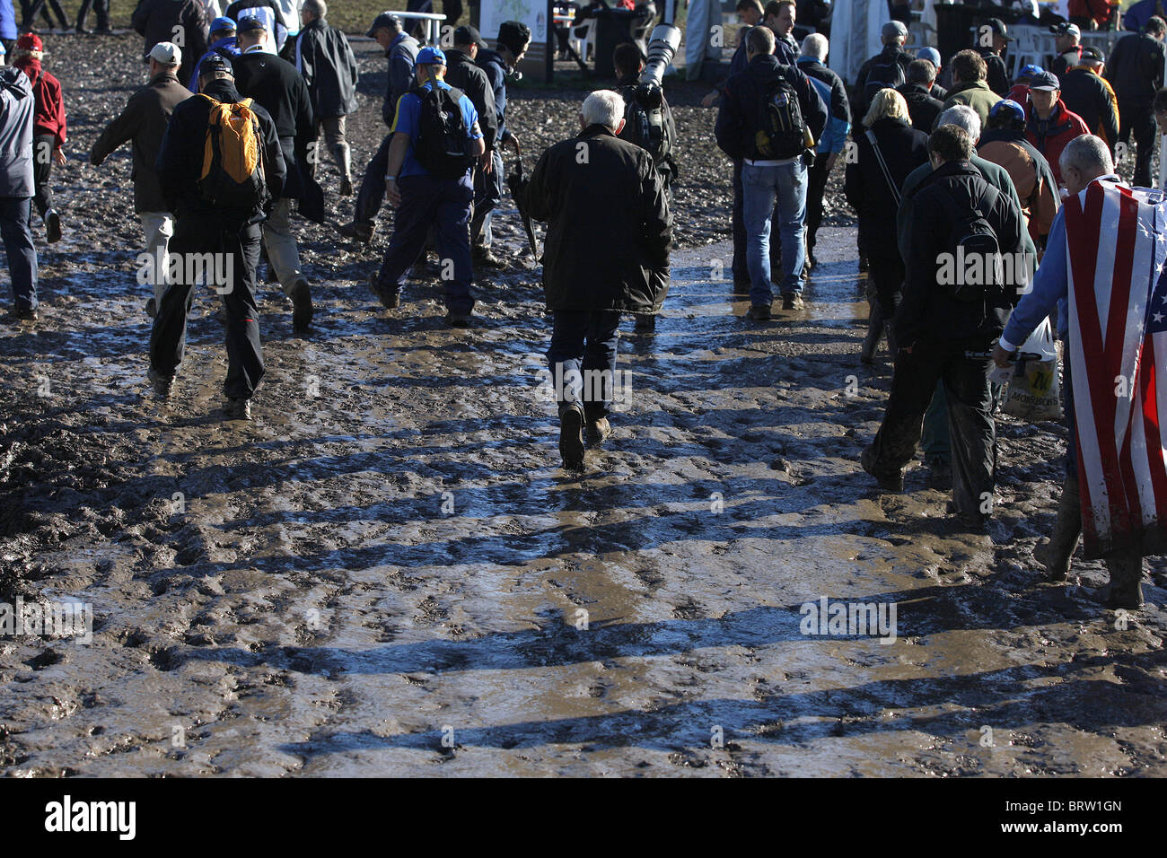 Walk through mud hi-res stock photography and images - Alamy