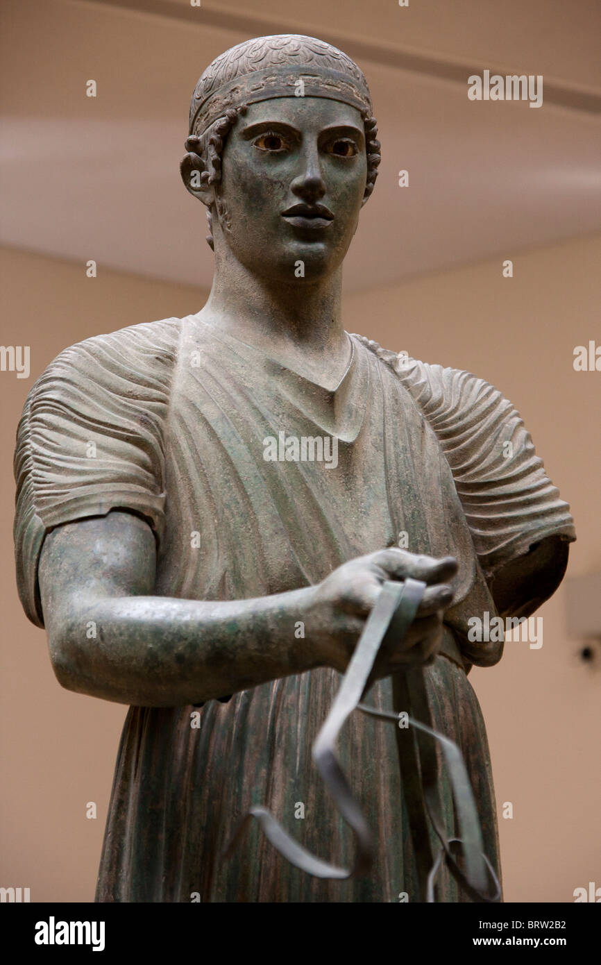 Charioteer hi-res stock photography and images - Alamy