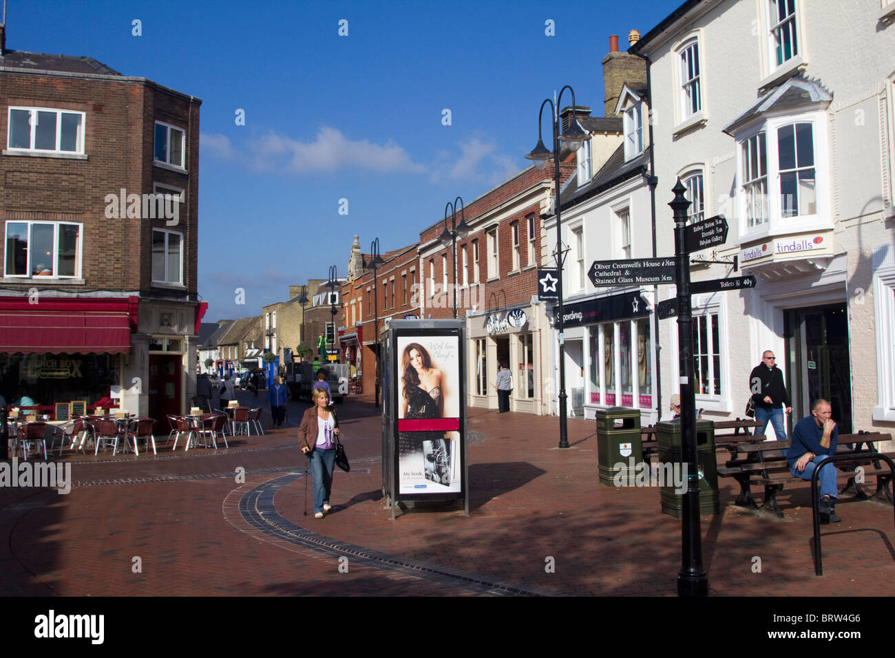Ely station cathedral hi-res stock photography and images - Alamy