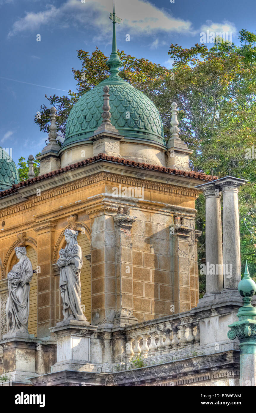 Buda castle garden bazaar hi-res stock photography and images - Alamy