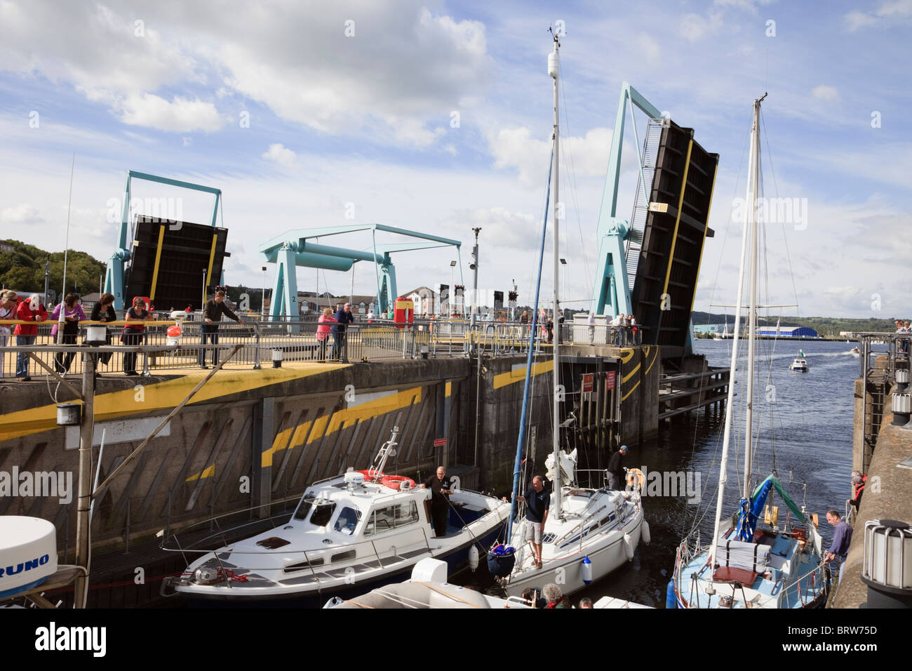 Tidal barrage hi-res stock photography and images - Alamy