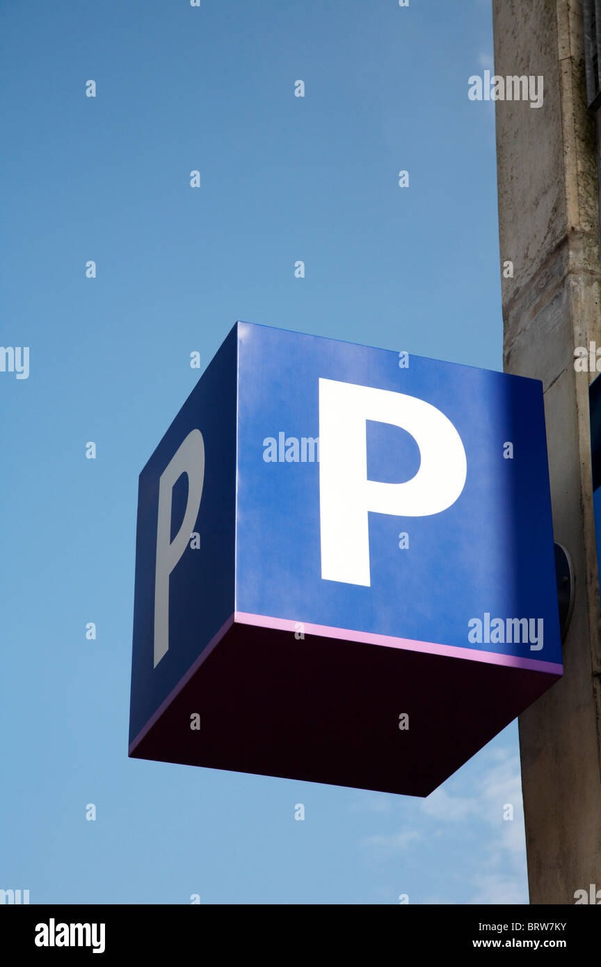 Parking p logo hi-res stock photography and images - Alamy