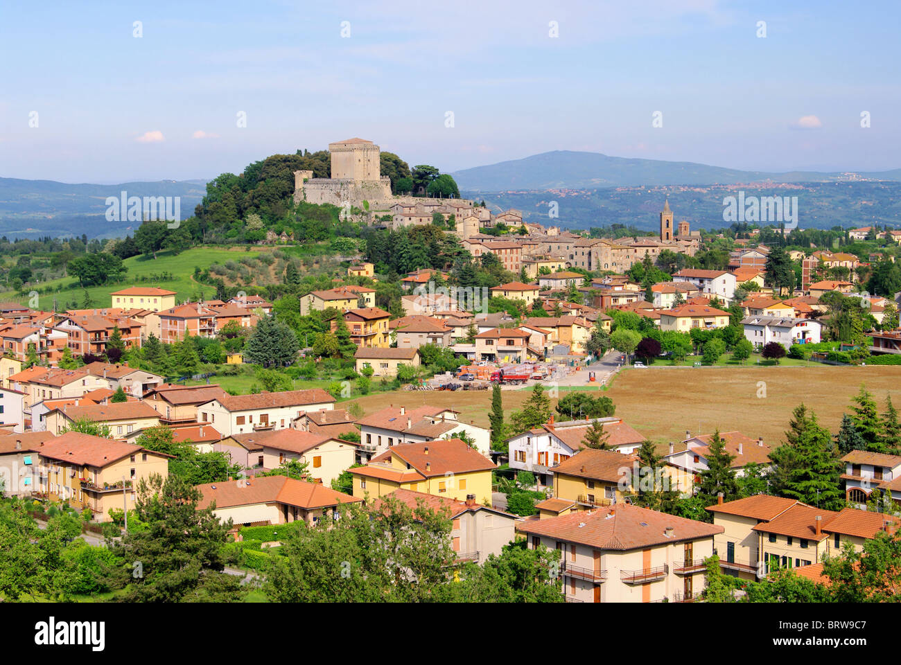 Castle of sarteano hi-res stock photography and images - Alamy