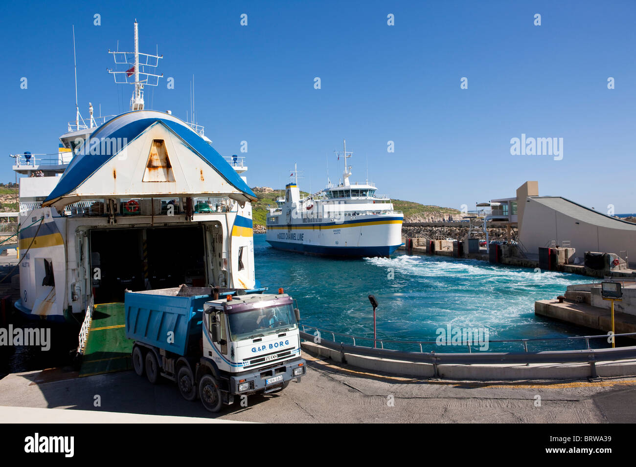 Car ferry unloading hi-res stock photography and images - Alamy