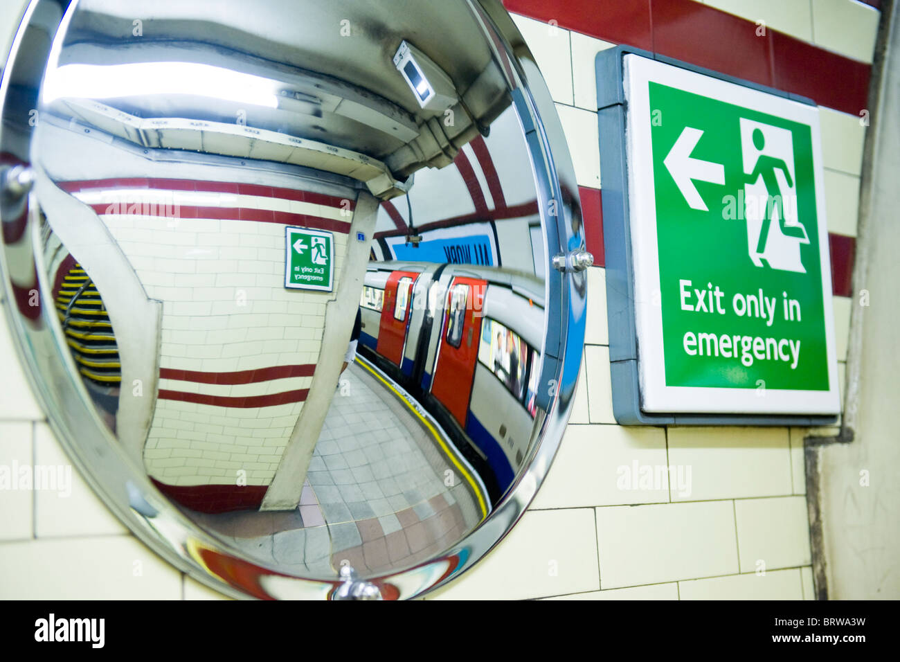 Hampstead Tube Station High Resolution Stock Photography and Images - Alamy