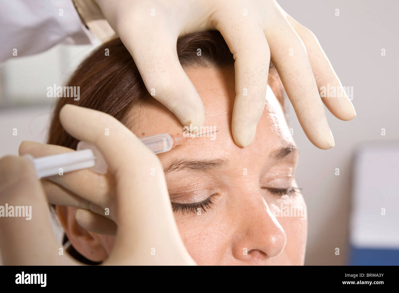 Botox injection hi-res stock photography and images - Alamy