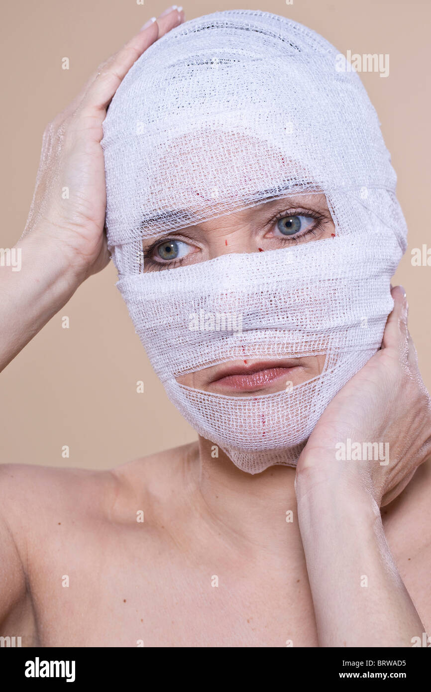Bandaged face hi-res stock photography and images - Alamy