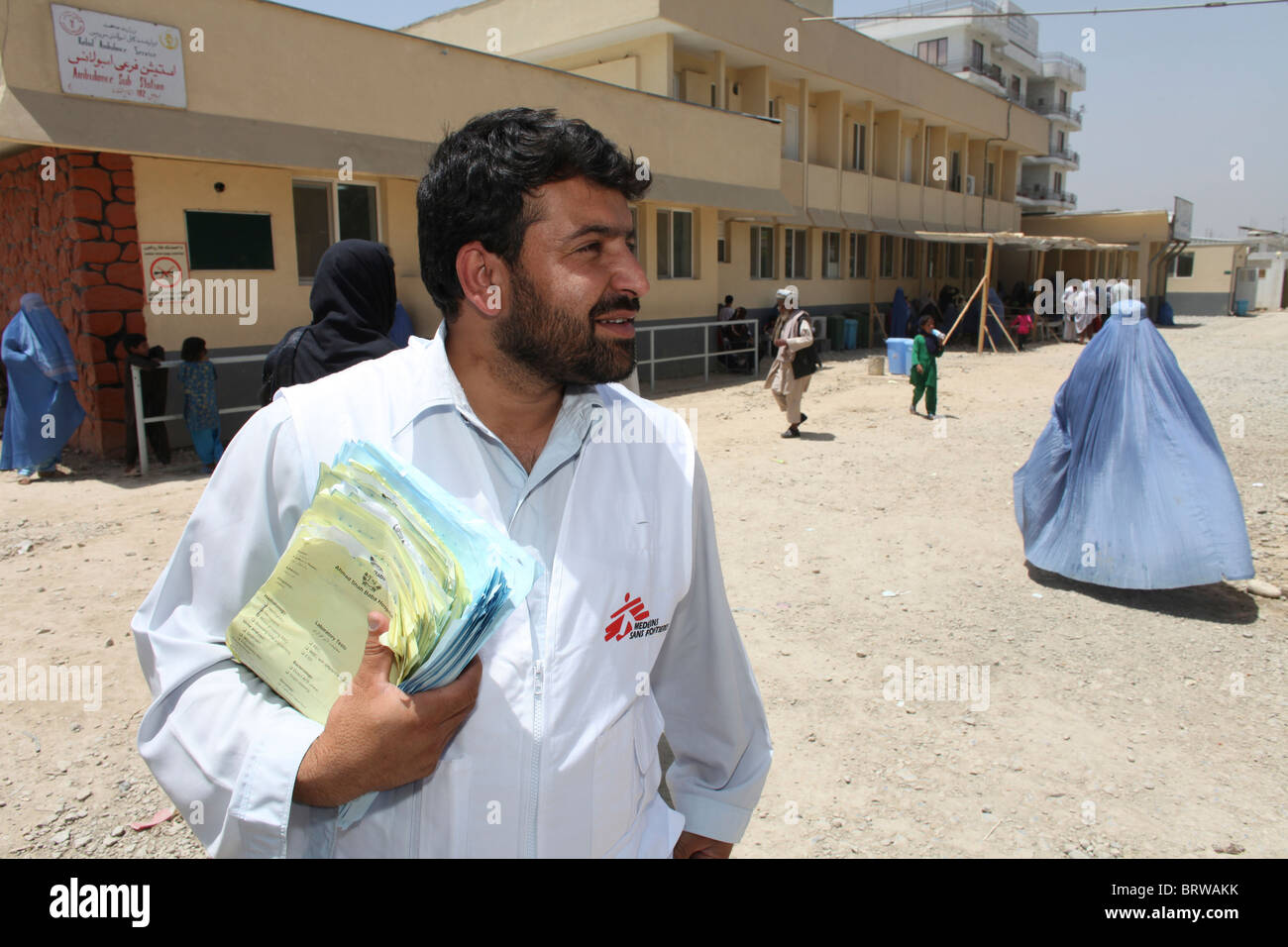 afghan doctor in kabul Stock Photo - Alamy
