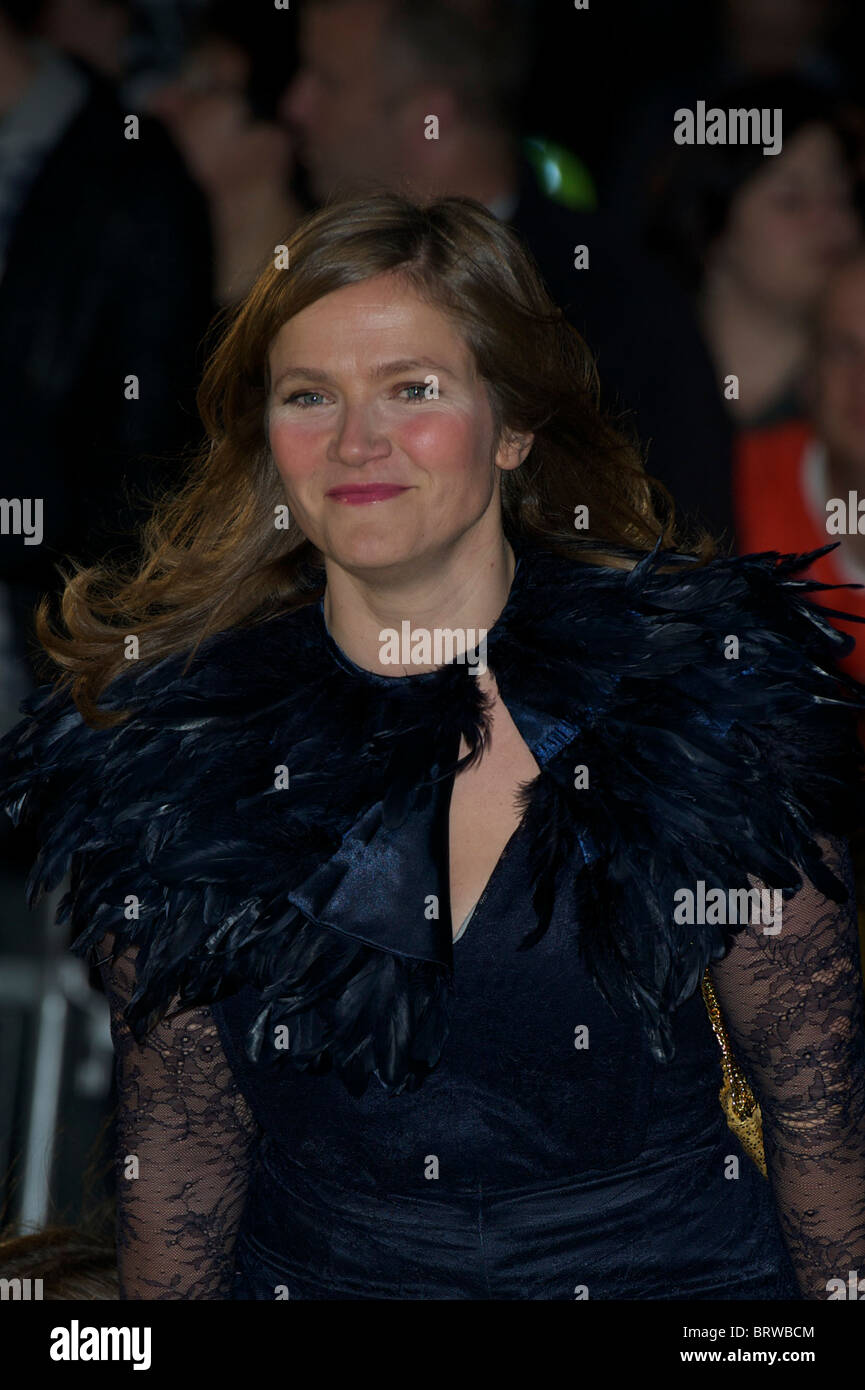 Jessica Hynes attends The European Premiere of "Despicable Me at Empire ...