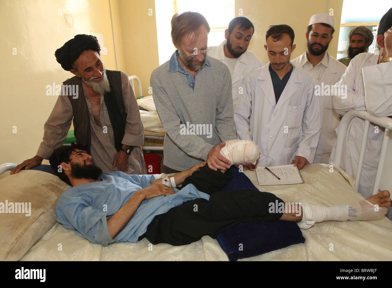 An amputee victim hi-res stock photography and images - Alamy