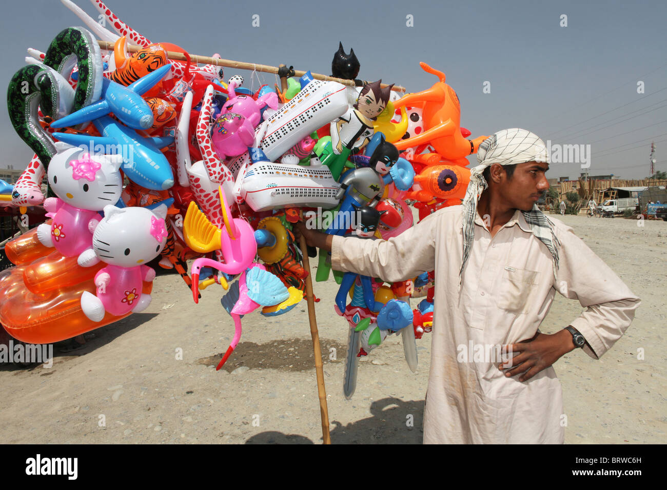 balloon seller in kabul Stock Photo - Alamy