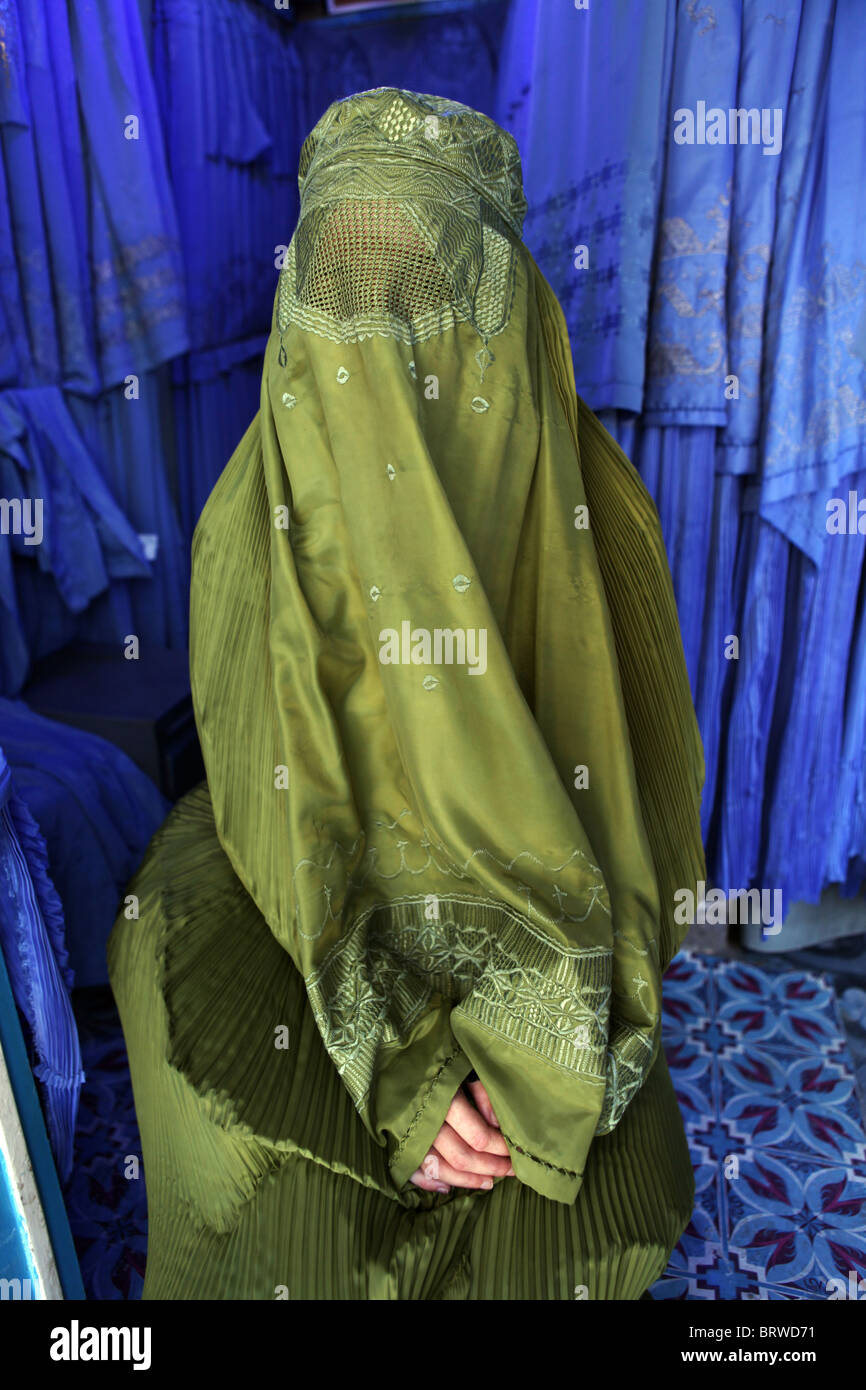 burqa shop in Herat, Afghanistan Stock Photo - Alamy