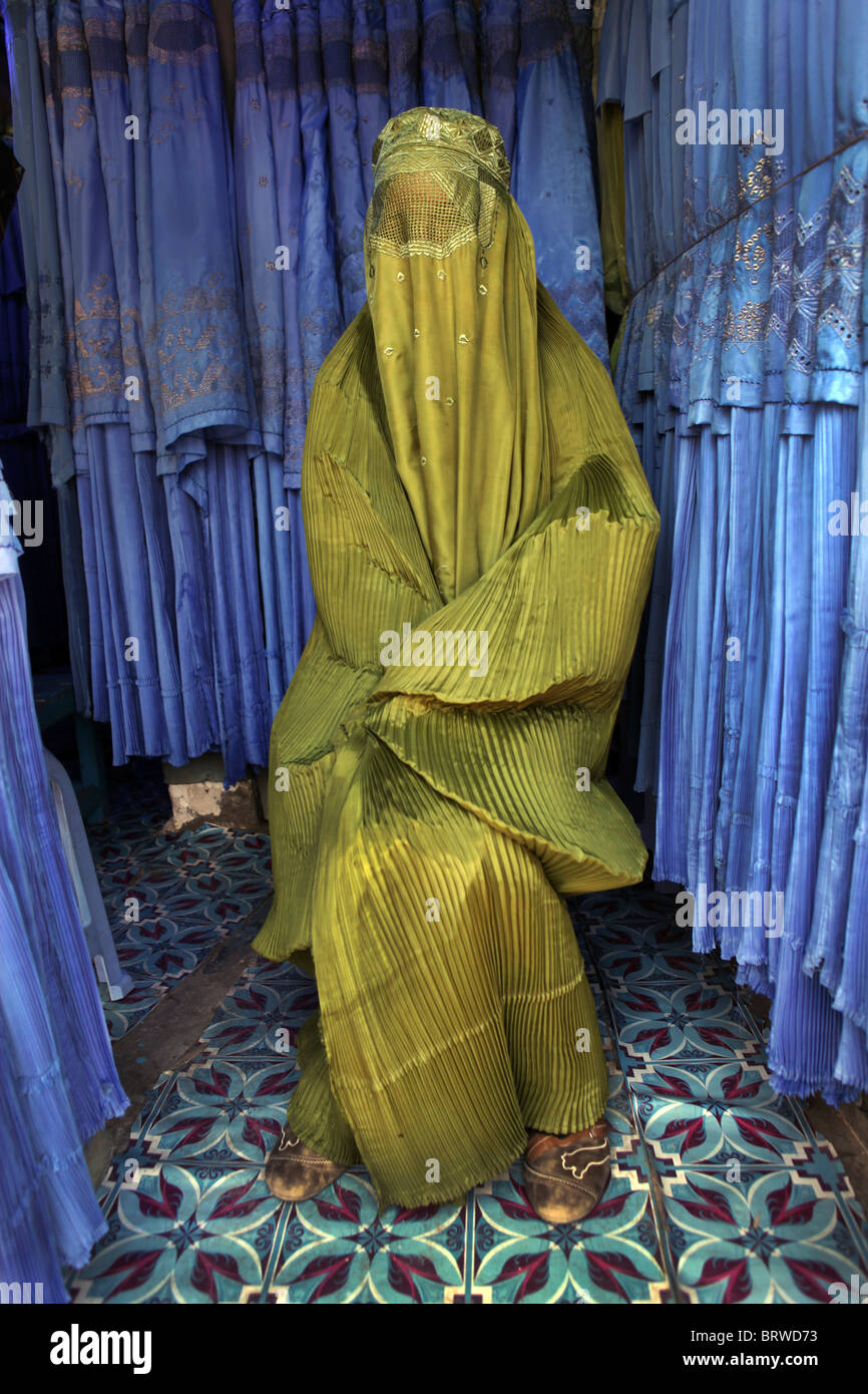 burqa shop in Herat, Afghanistan Stock Photo - Alamy