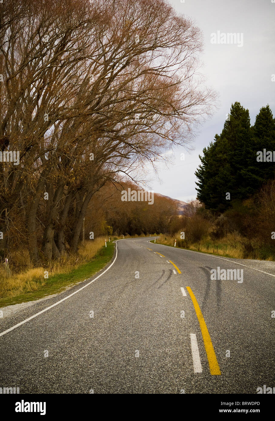 Tyre marks winding road hi-res stock photography and images - Alamy