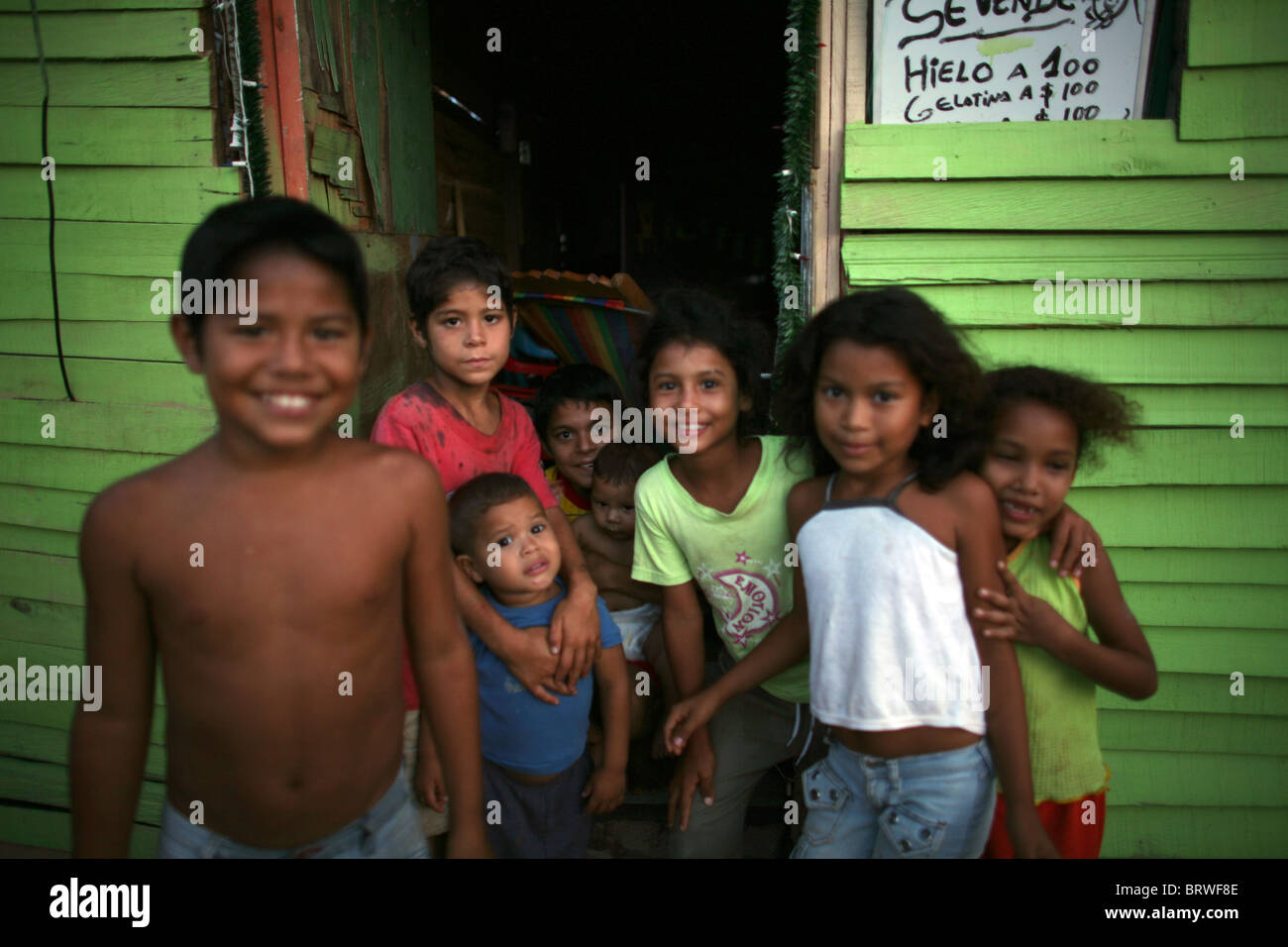 slum inhabitants in Colombia Stock Photo - Alamy