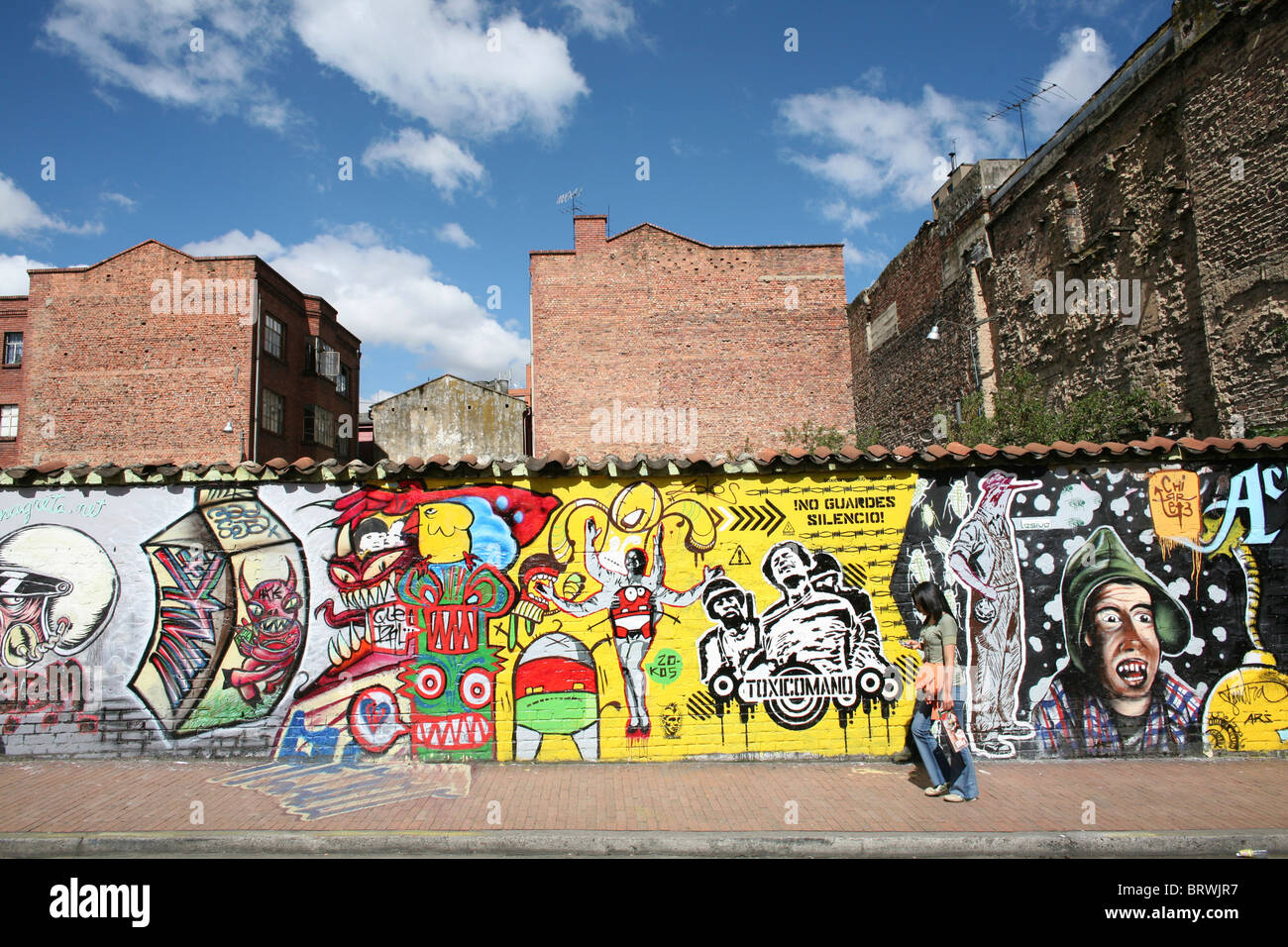 Graffiti in colombia hi-res stock photography and images - Alamy