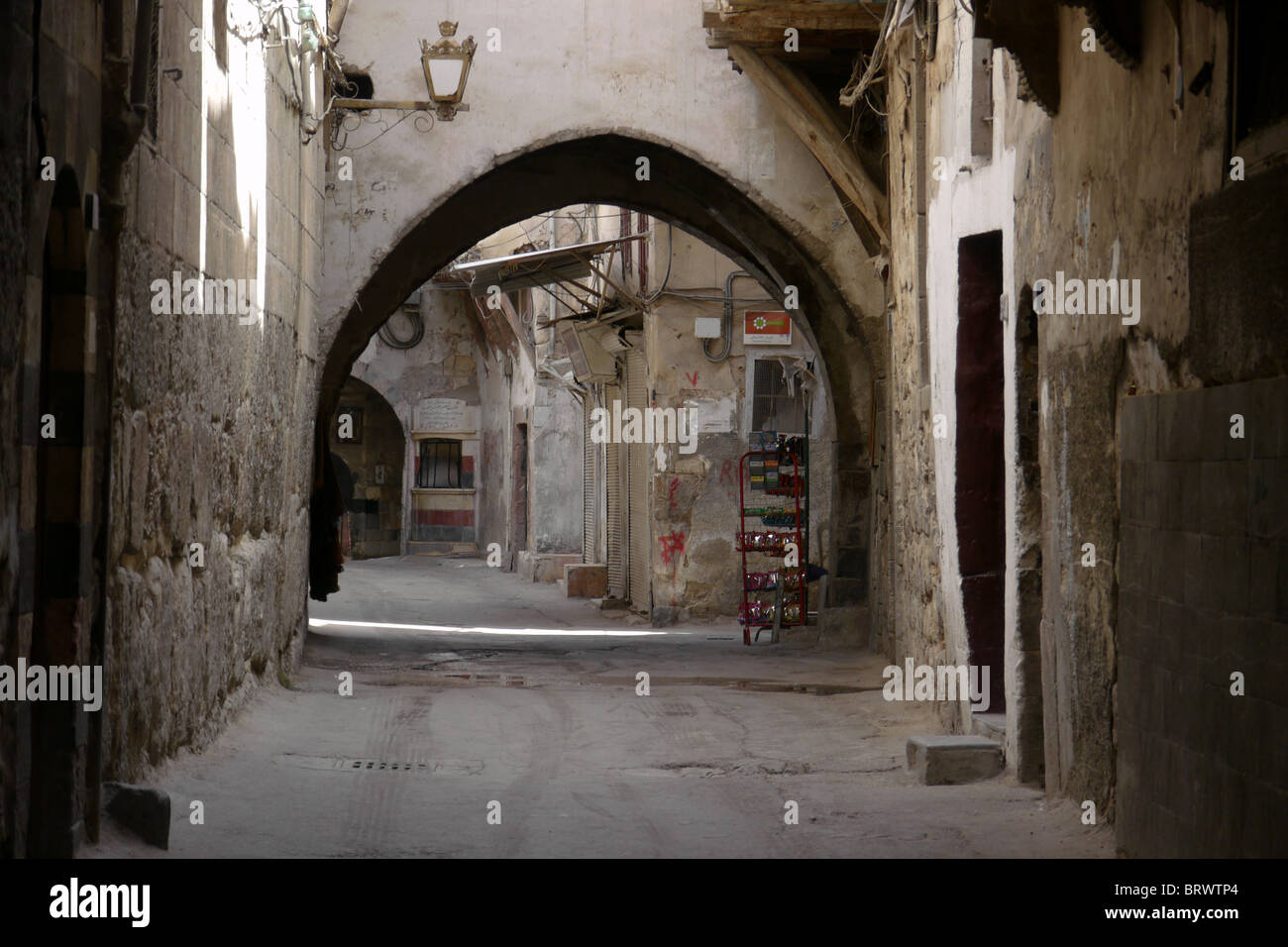 SYRIA Street scene in the old city of Damascus. PHOTOGRAPH by Sean ...