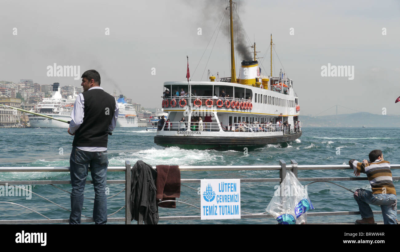 TURKEY Ferry boats, Istanbul. photo by Sean Sprague Stock Photo - Alamy