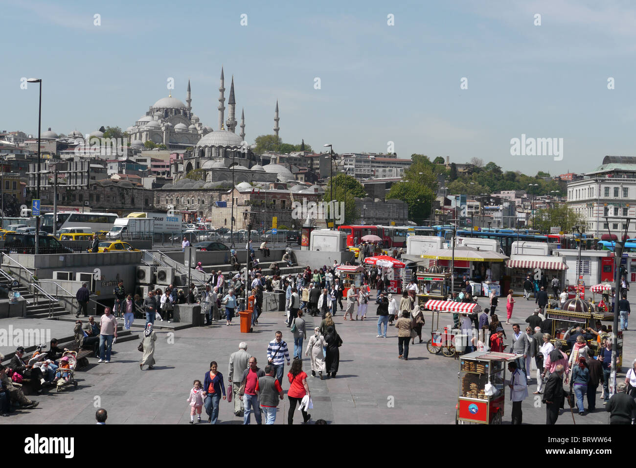 TURKEY Crowds near the Yeni Mosque, Istanbul. photo by Sean Sprague ...