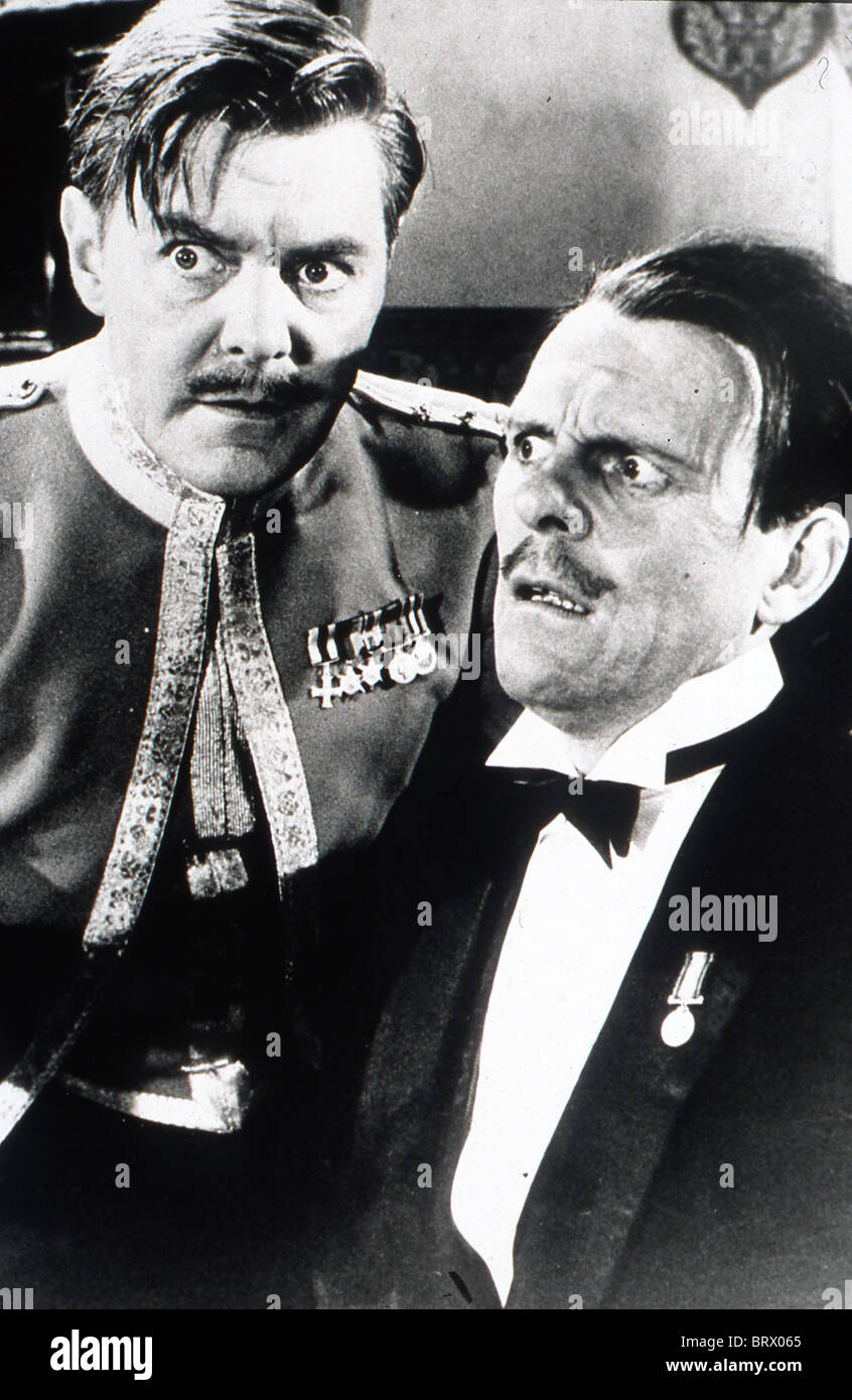 CARLTON BROWNE OF THE F.O. (1958) TERRY THOMAS, THORLEY WALTERS JEFFREY ...