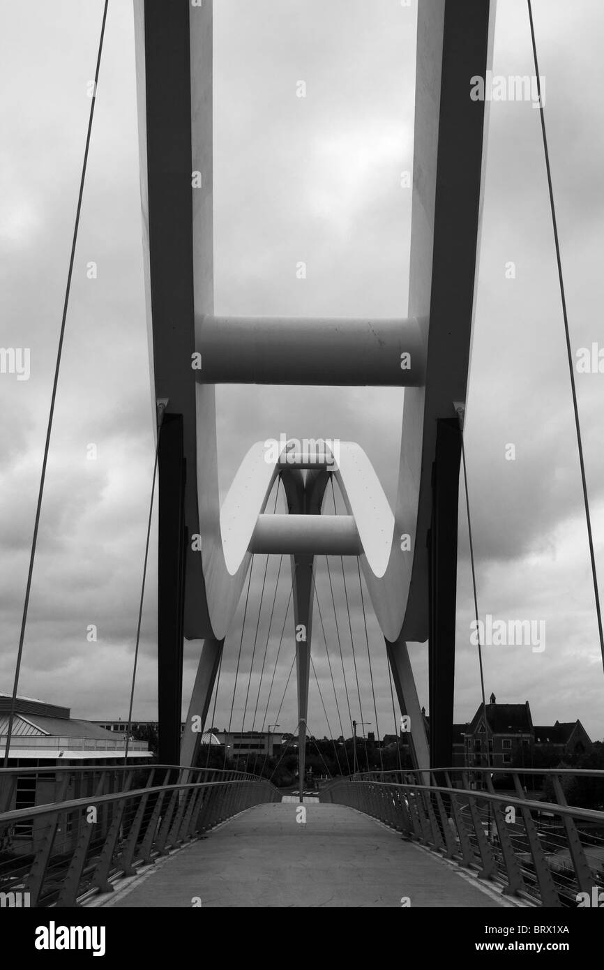 Suspension bridge stockton hi-res stock photography and images - Alamy