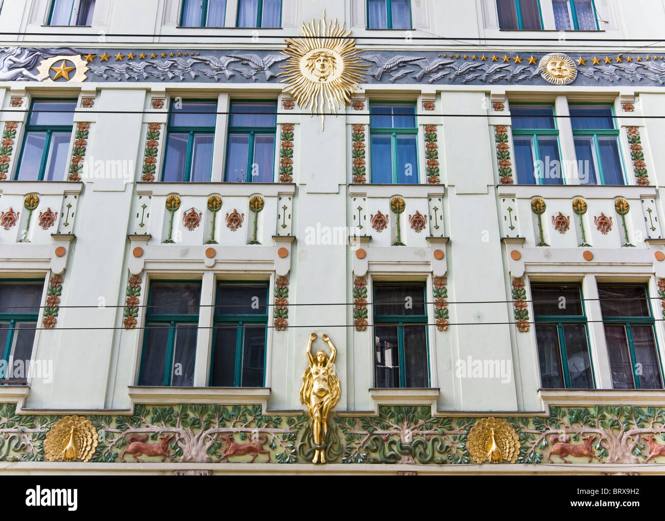 Lindenbaum apartment building hi-res stock photography and images - Alamy