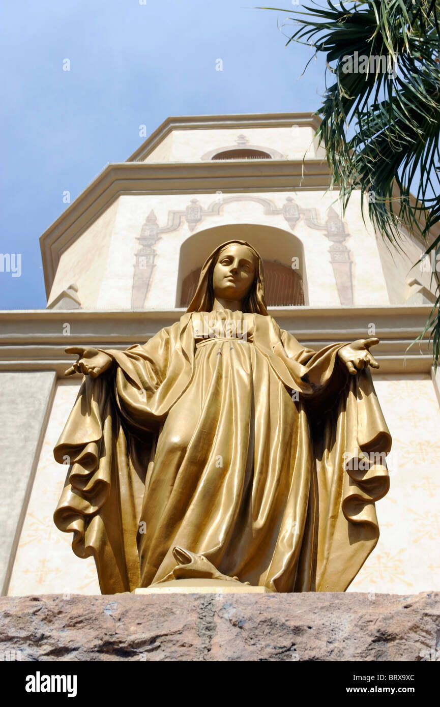 Bronze Statue of Immaculate Mary at St. Augustine Cathedral Downtown ...