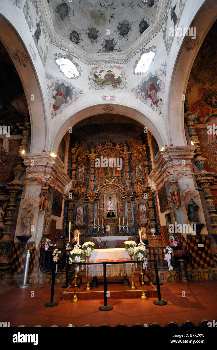 Interior of Mission San Xavier del Bac Tucson Arizona Stock Photo - Alamy