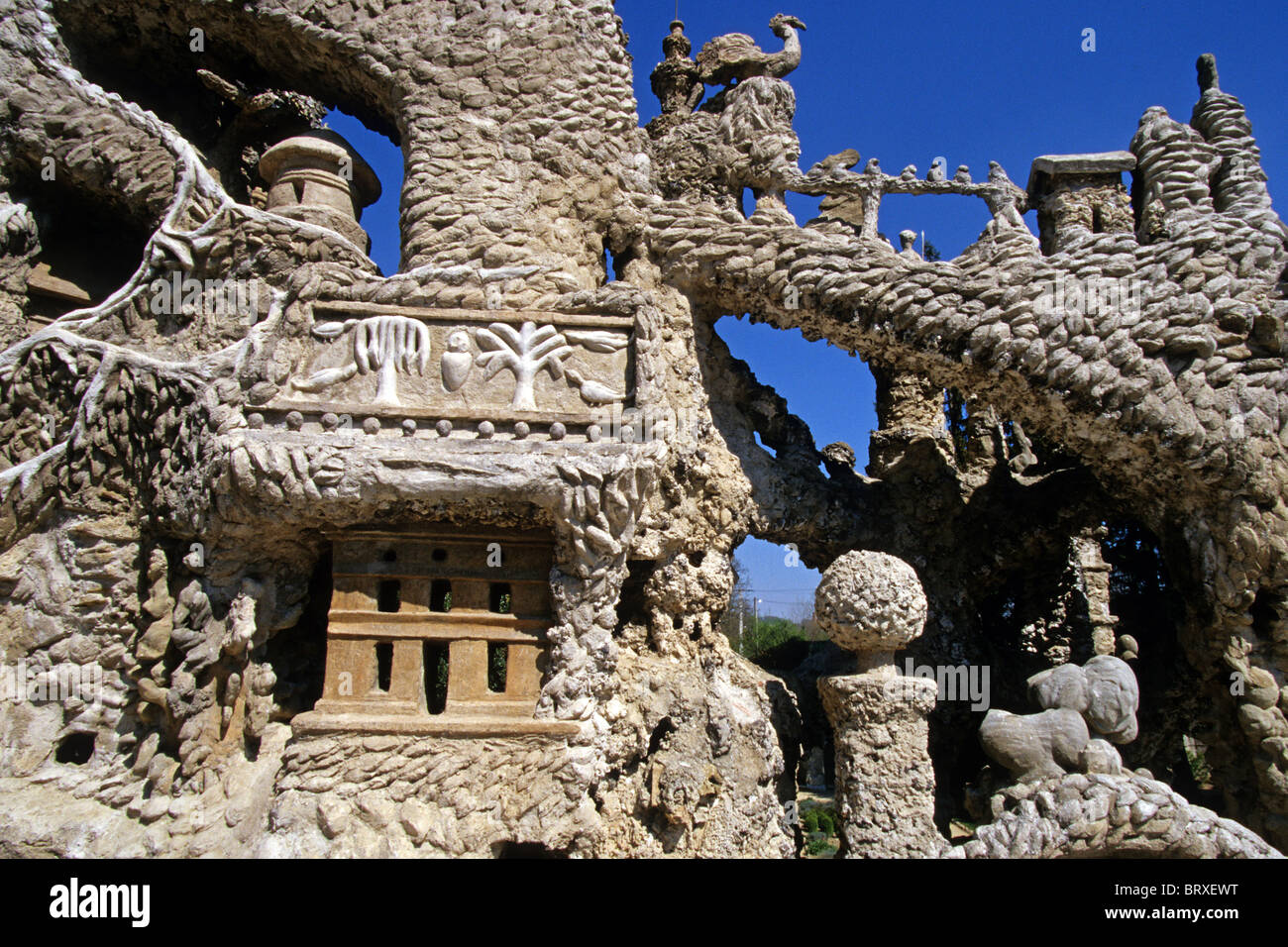 DETAIL OF THE FACADE OF THE IDEAL PALACE BY THE POSTMAN CHEVAL ...