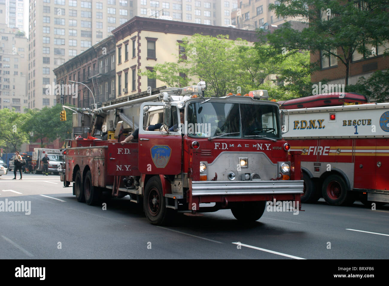 New york fire dept hi-res stock photography and images - Alamy