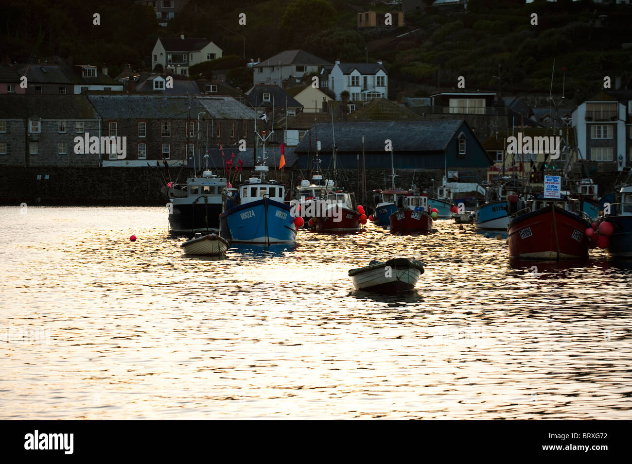 Cornish fishing boats boat quay hi-res stock photography and images - Alamy