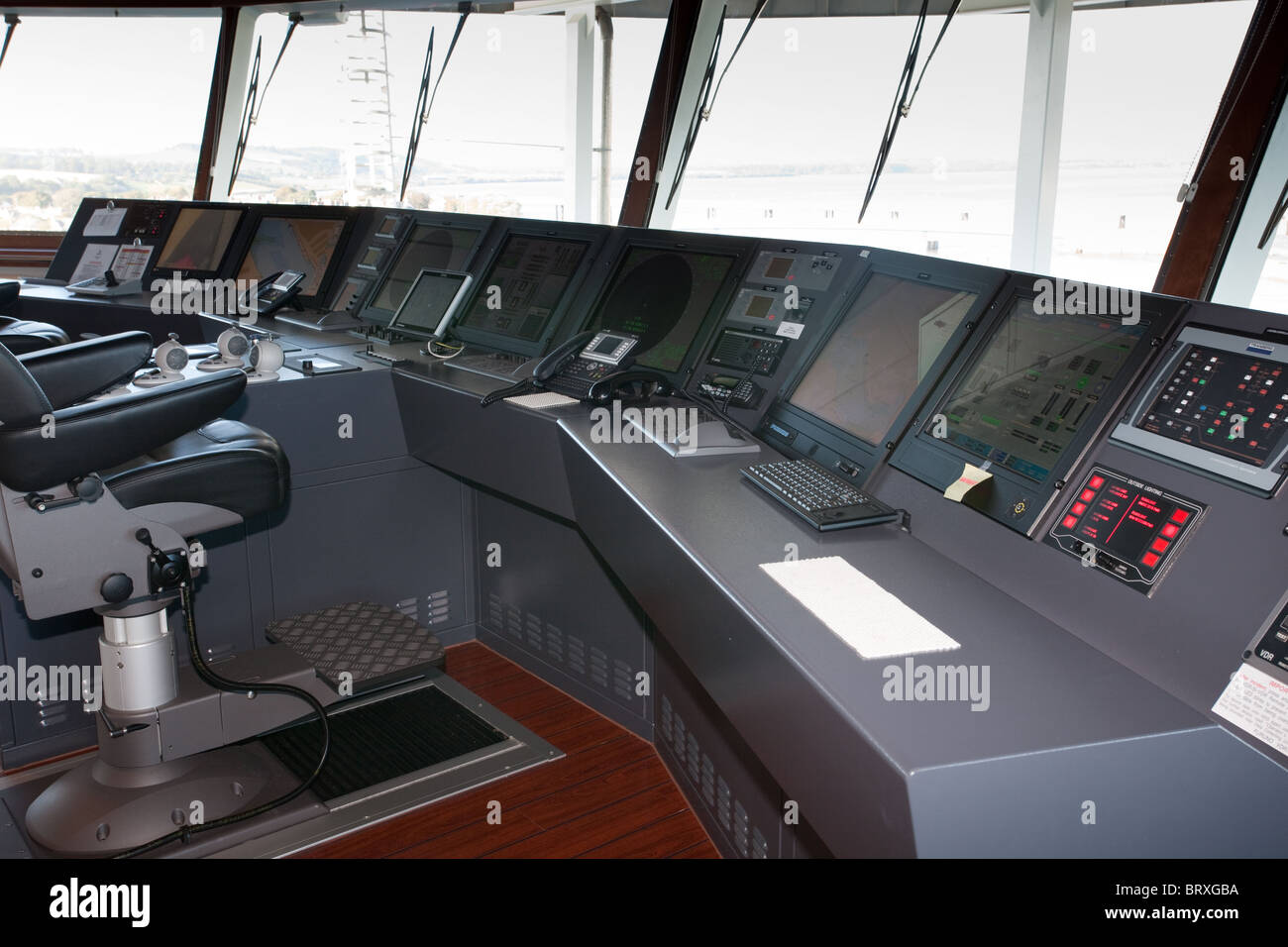 Navigation bridge of "Sarah" deep water well intervention vessel ...