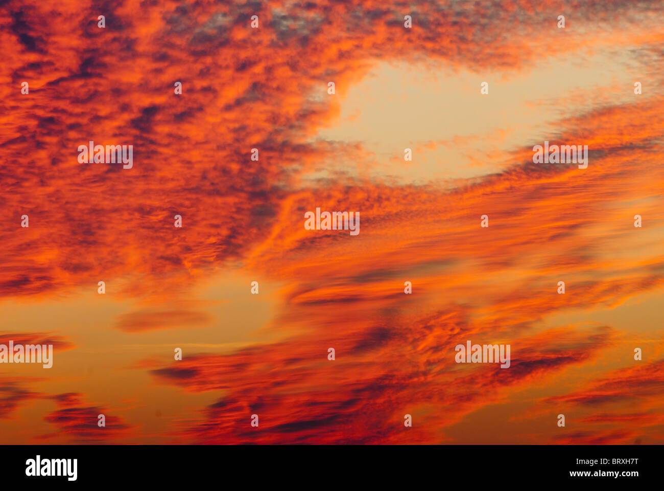Dramatic sky with red clouds Stock Photo - Alamy