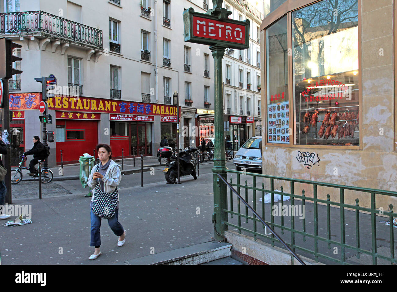 ILLUSTRATION OF THE CHINESE COMMUNITY, CHINA IN PARIS, BELLEVILLE METRO ...