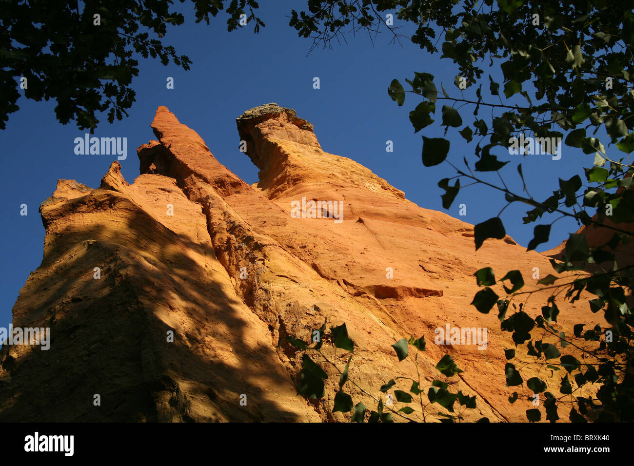 EARTH PILLAR, COLORADO PROVENCAL, THE OCHRE OF RUSTREL, VAUCLUSE ...