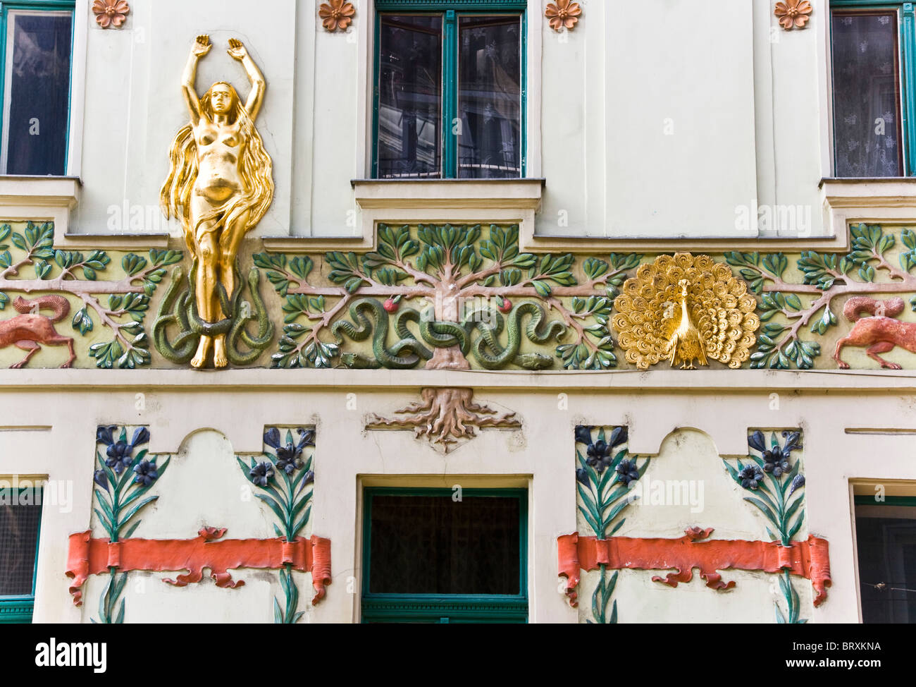 Art nouveau Lindenbaum apartment block Budapest Hungary Europe Stock Photo - Alamy