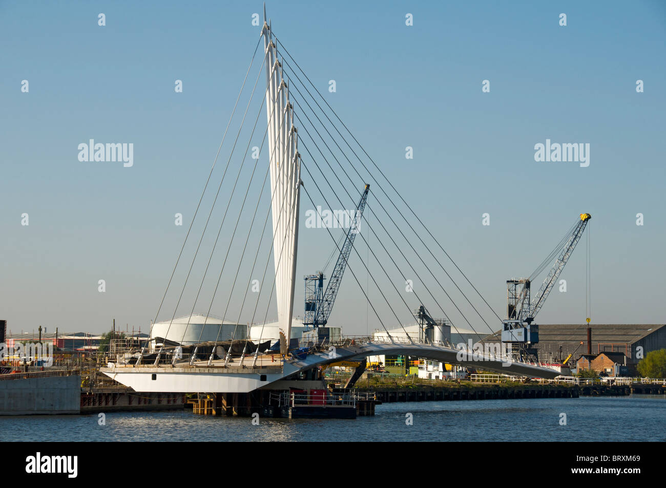 Swing footbridge under construction over the Manchester Ship Canal at ...