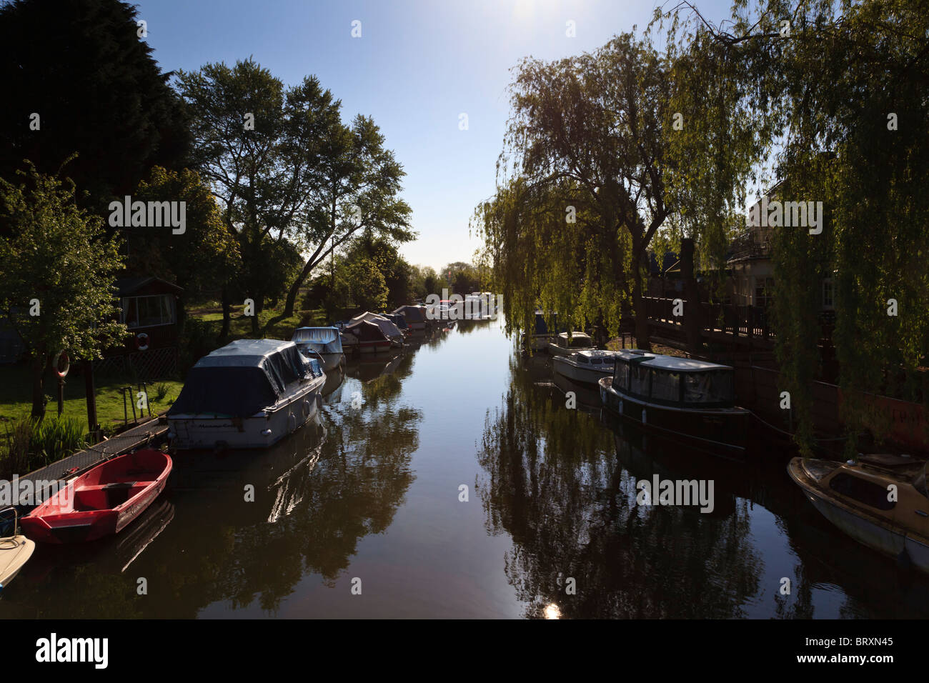 Pleasure boats on the River Stour at Grove Ferry in Kent, Backlit ...