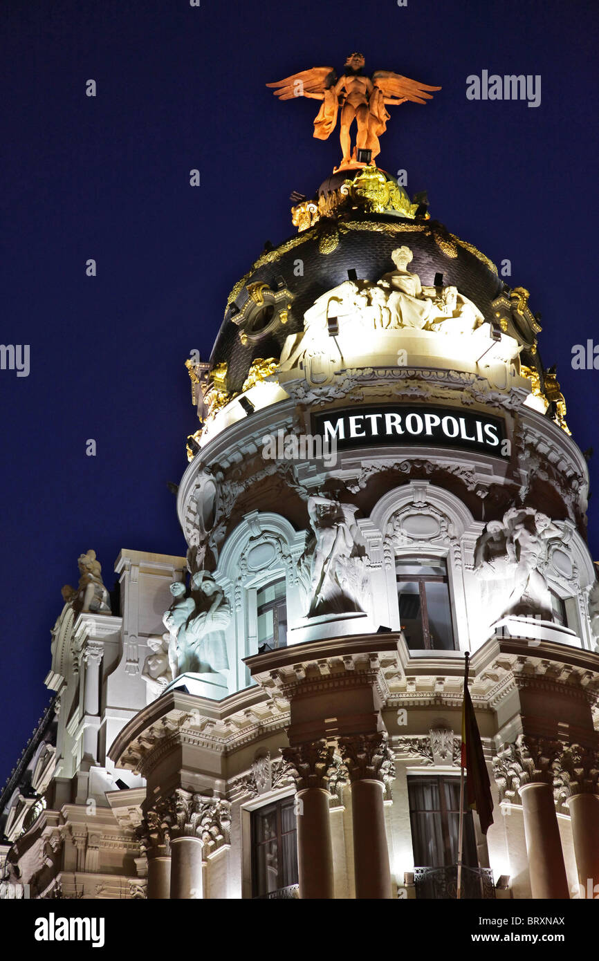 THE METROPOLIS BUILDING SURMOUNTED BY A BRONZE STATUE OF THE PHOENIX ...