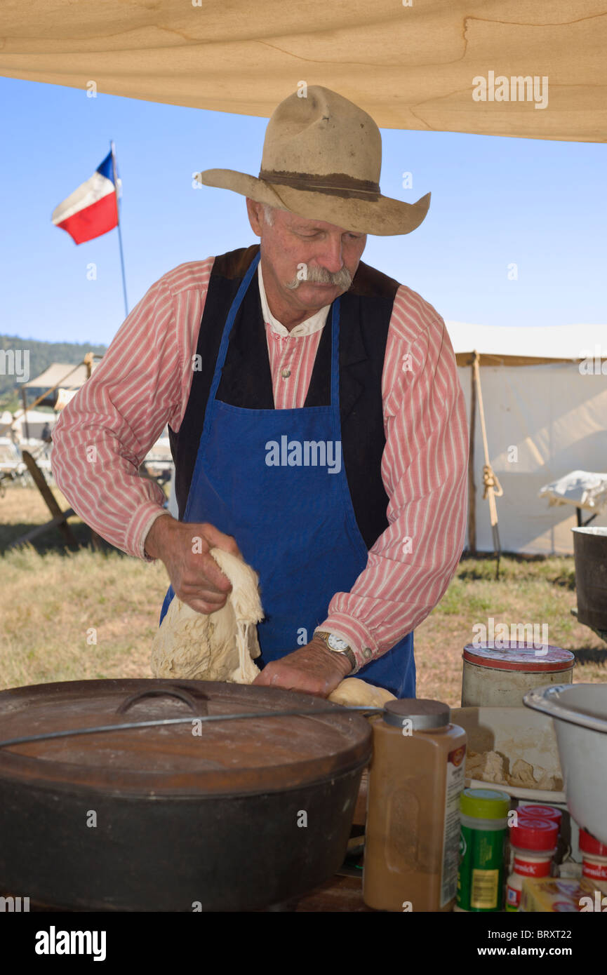 Chuck wagon cook making biscuit dough - Lincoln County Cowboy Symposium ...