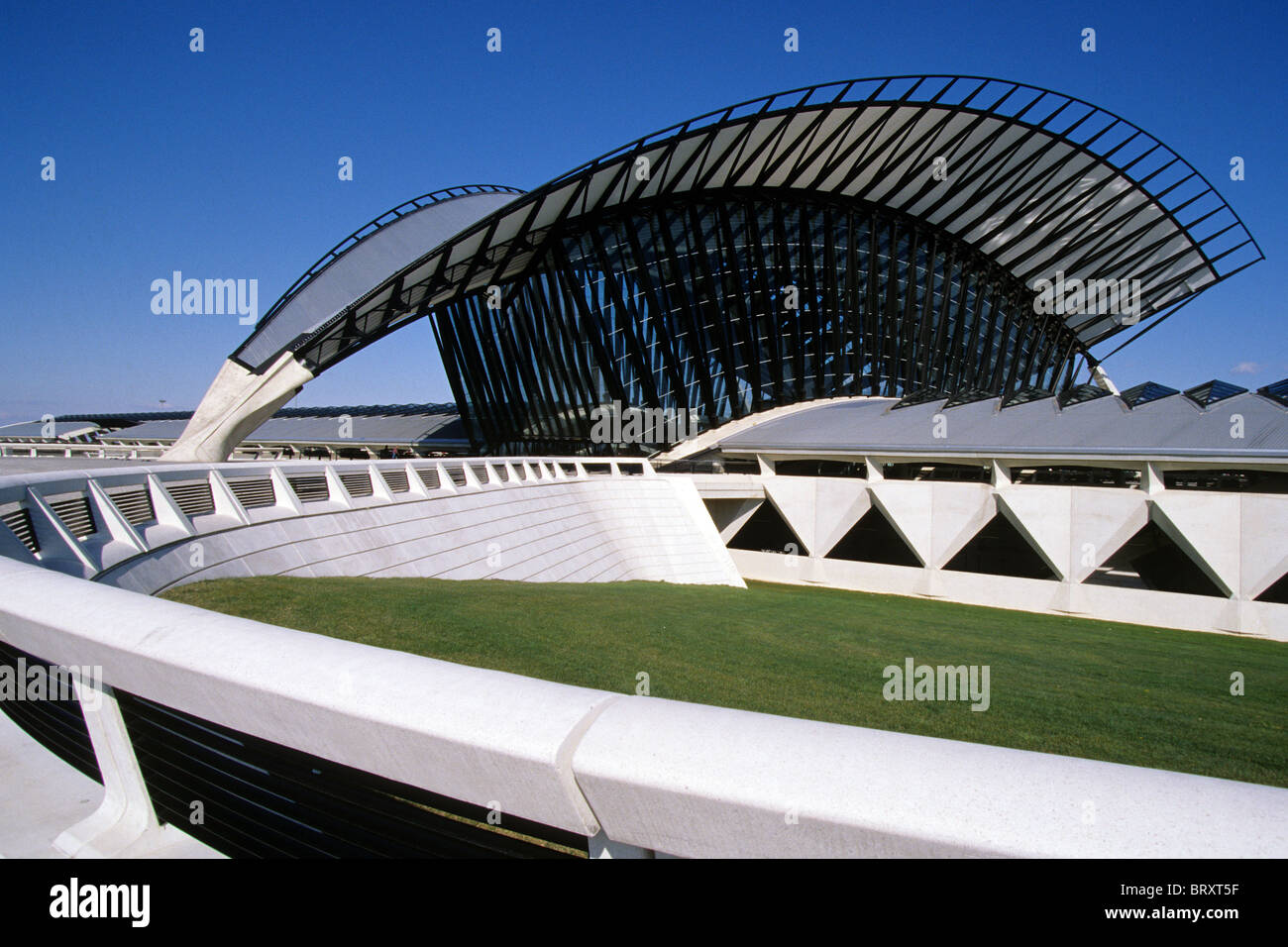 SATOLAS AIRPORT AND RAIL STATION, BY SANTIAGO CALATRAVA, LYON, RHONE ...