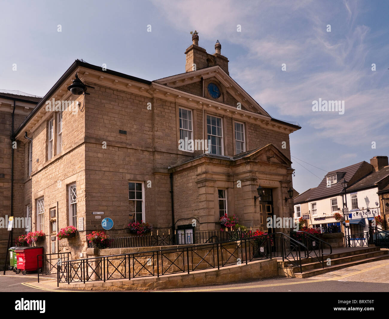 Wetherby town hall hi-res stock photography and images - Alamy