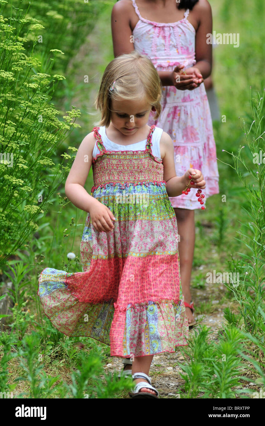 LITTLE GIRL, FRESH CURRANTS, SOMME (80), PICARDY, FRANCE Stock Photo ...