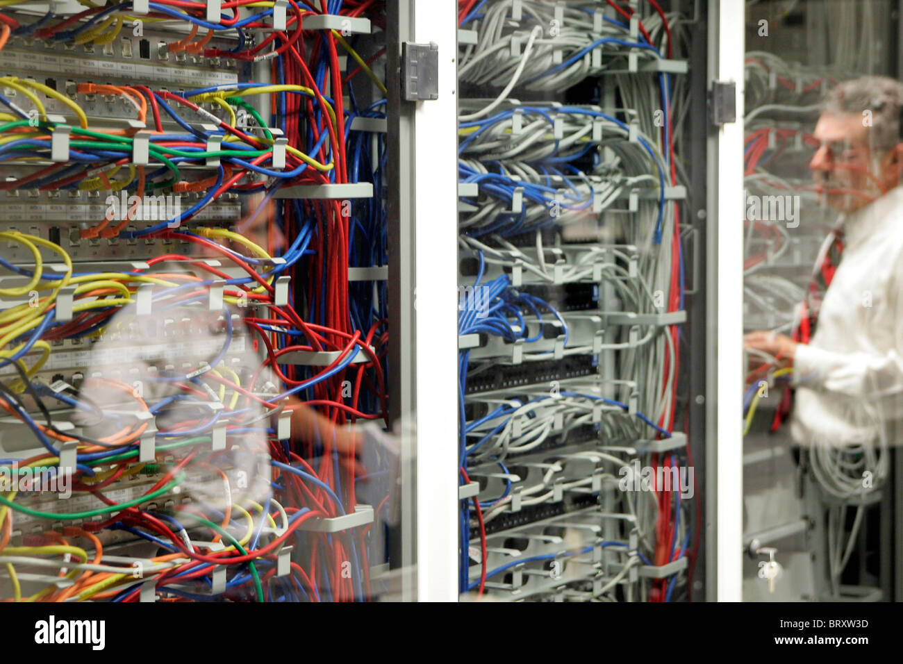 COMPUTER ROOM AND CABLING FOR THE TRANSMISSION NETWORK, DEPARTMENTAL ...