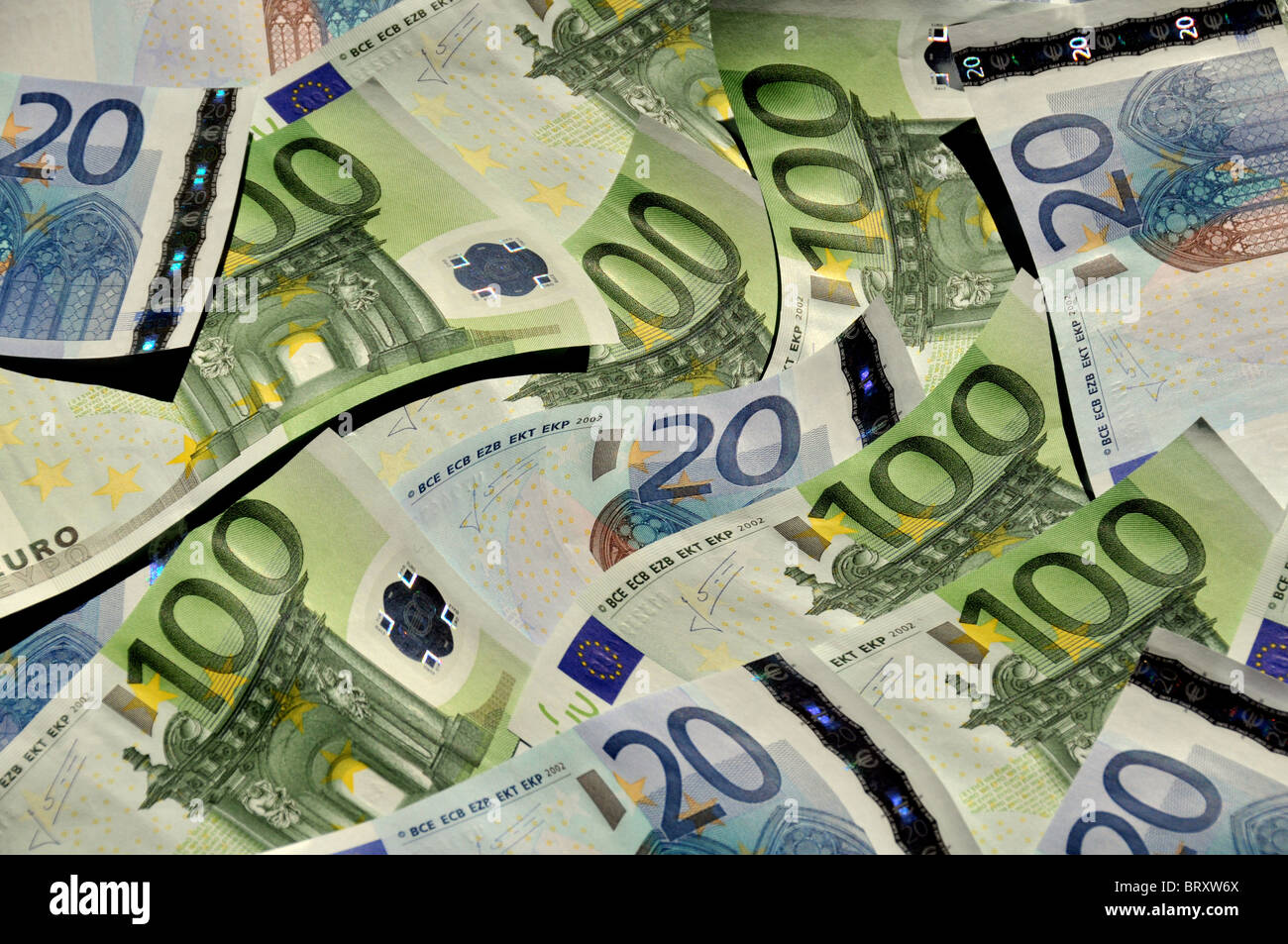 Security features banknotes 20 euro hi-res stock photography and images ...