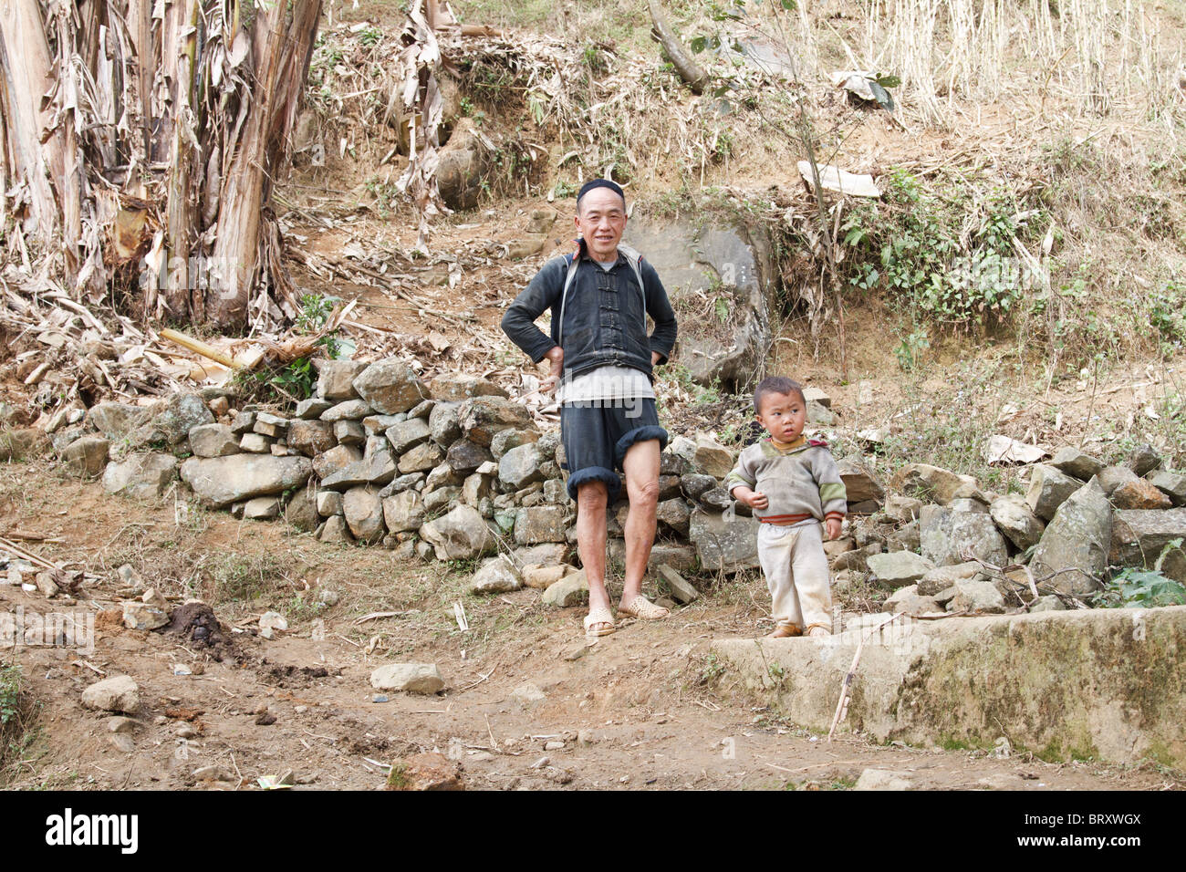 Hmong family hi-res stock photography and images - Alamy