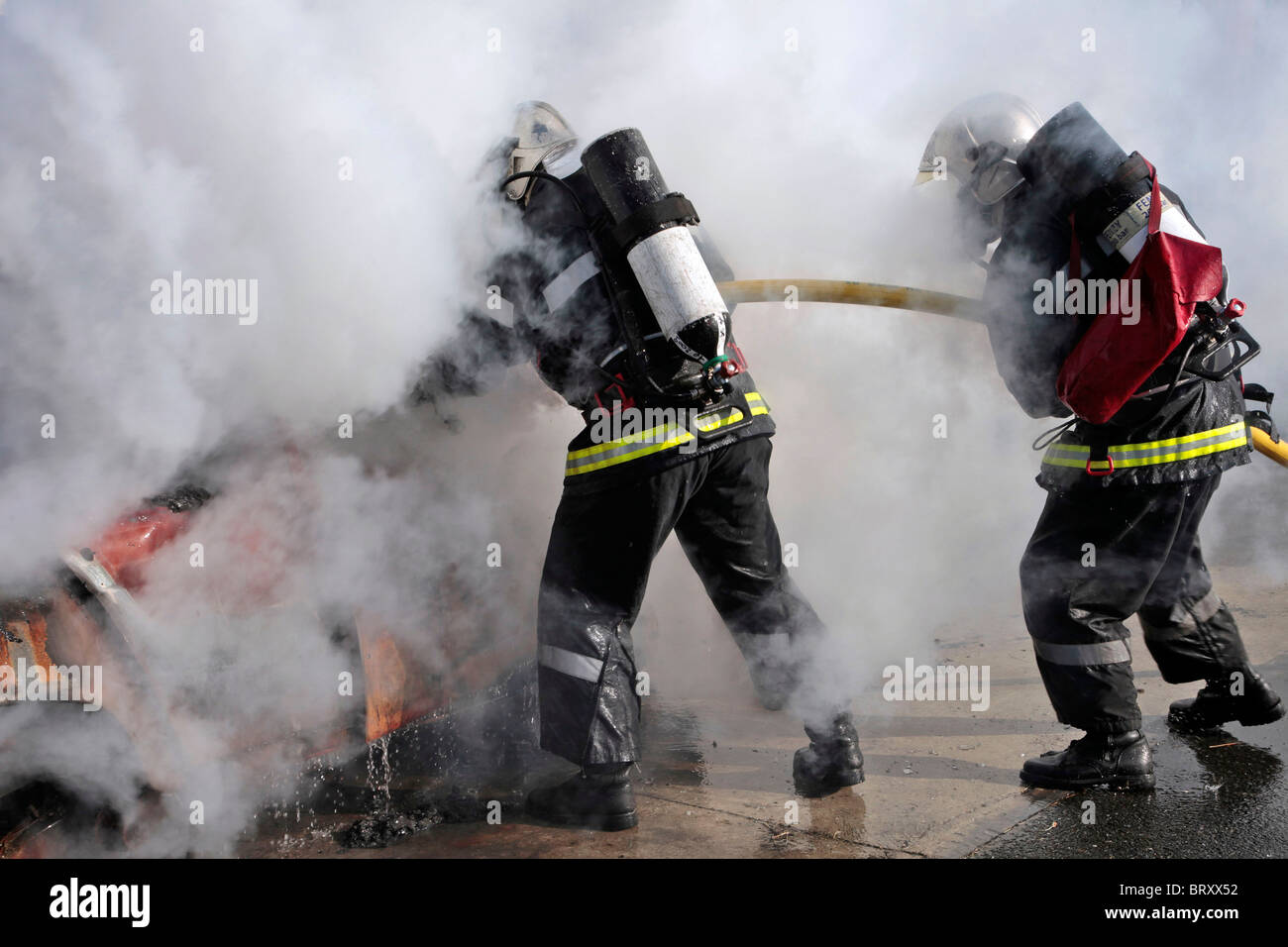 Firefighter france hi-res stock photography and images - Alamy