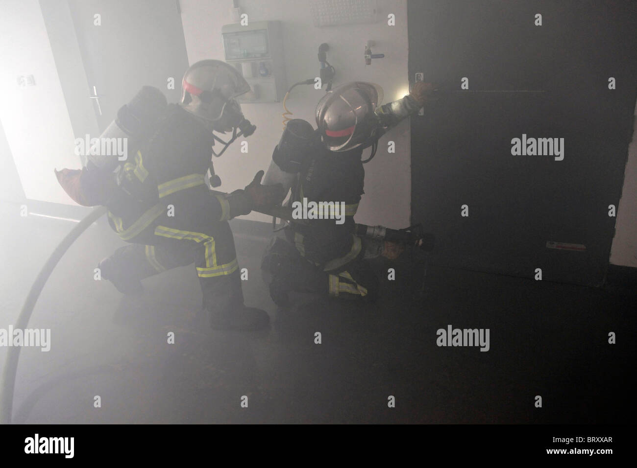 Self Contained Breathing Apparatus Scba Mask High Resolution Stock ...