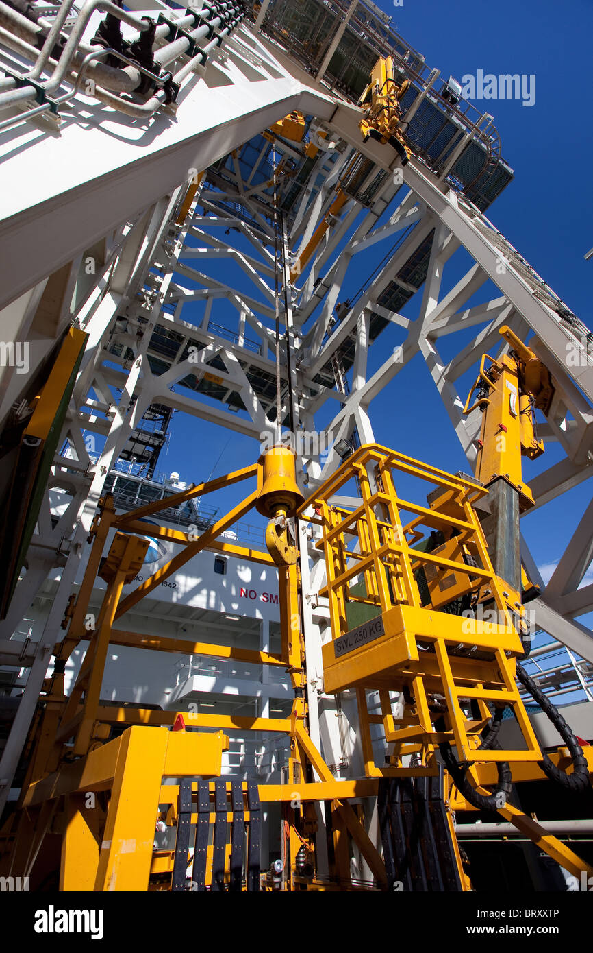 Underwater oil production hi-res stock photography and images - Alamy